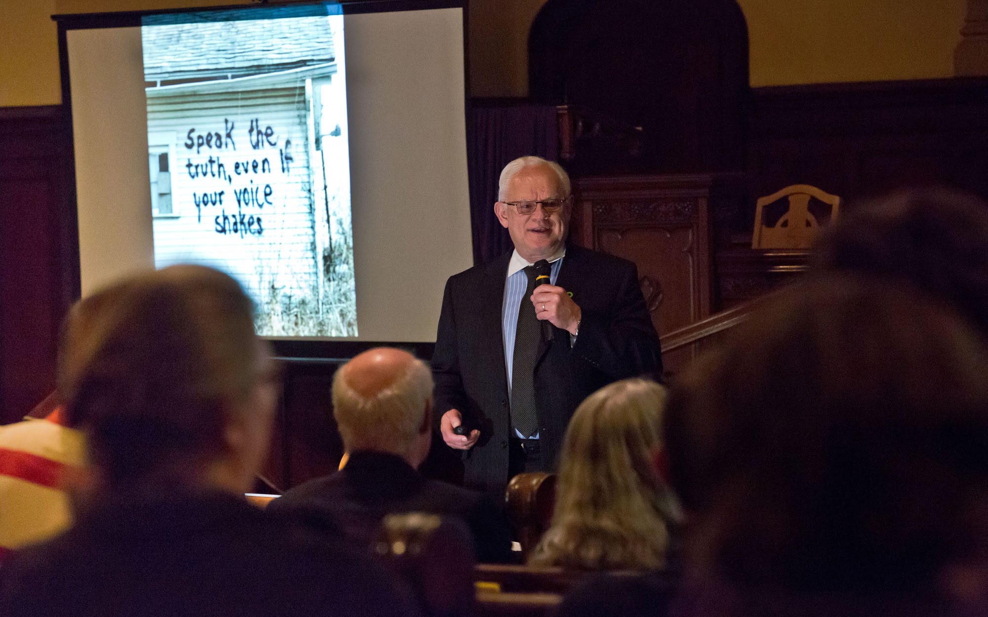 Pittsburghers ask leading environmentalist: How can we fight climate ...