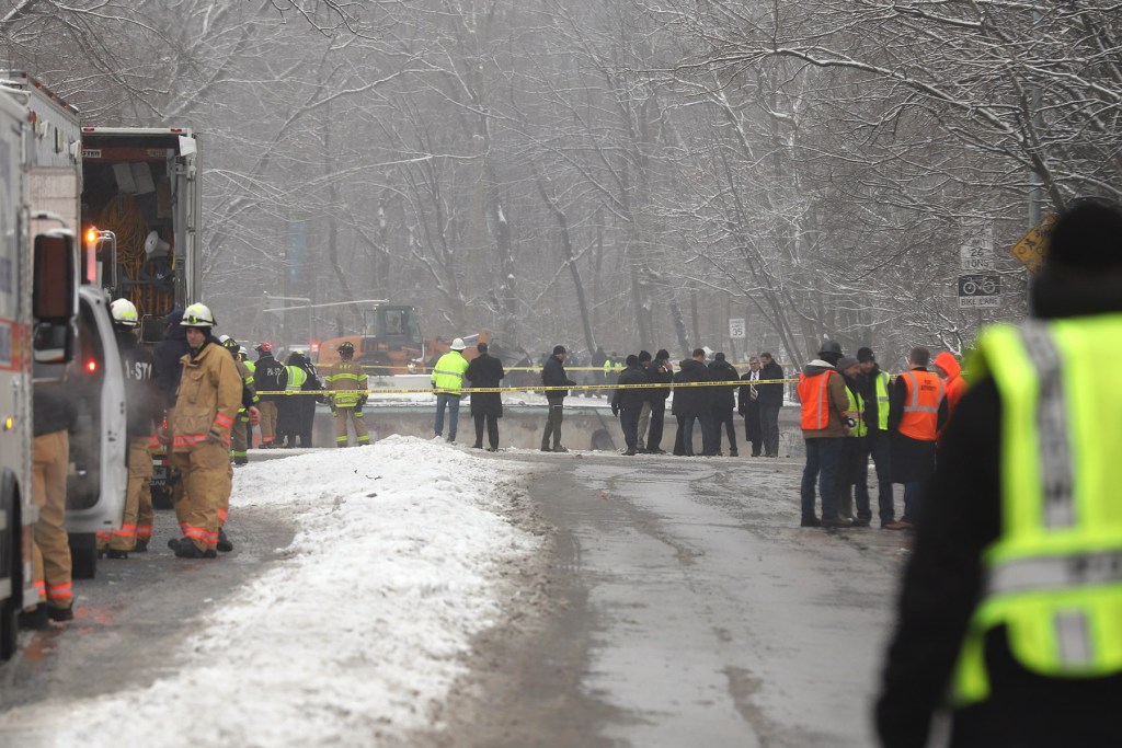 Collapsed Pittsburgh bridge one of 175 rated 'poor' in Allegheny County