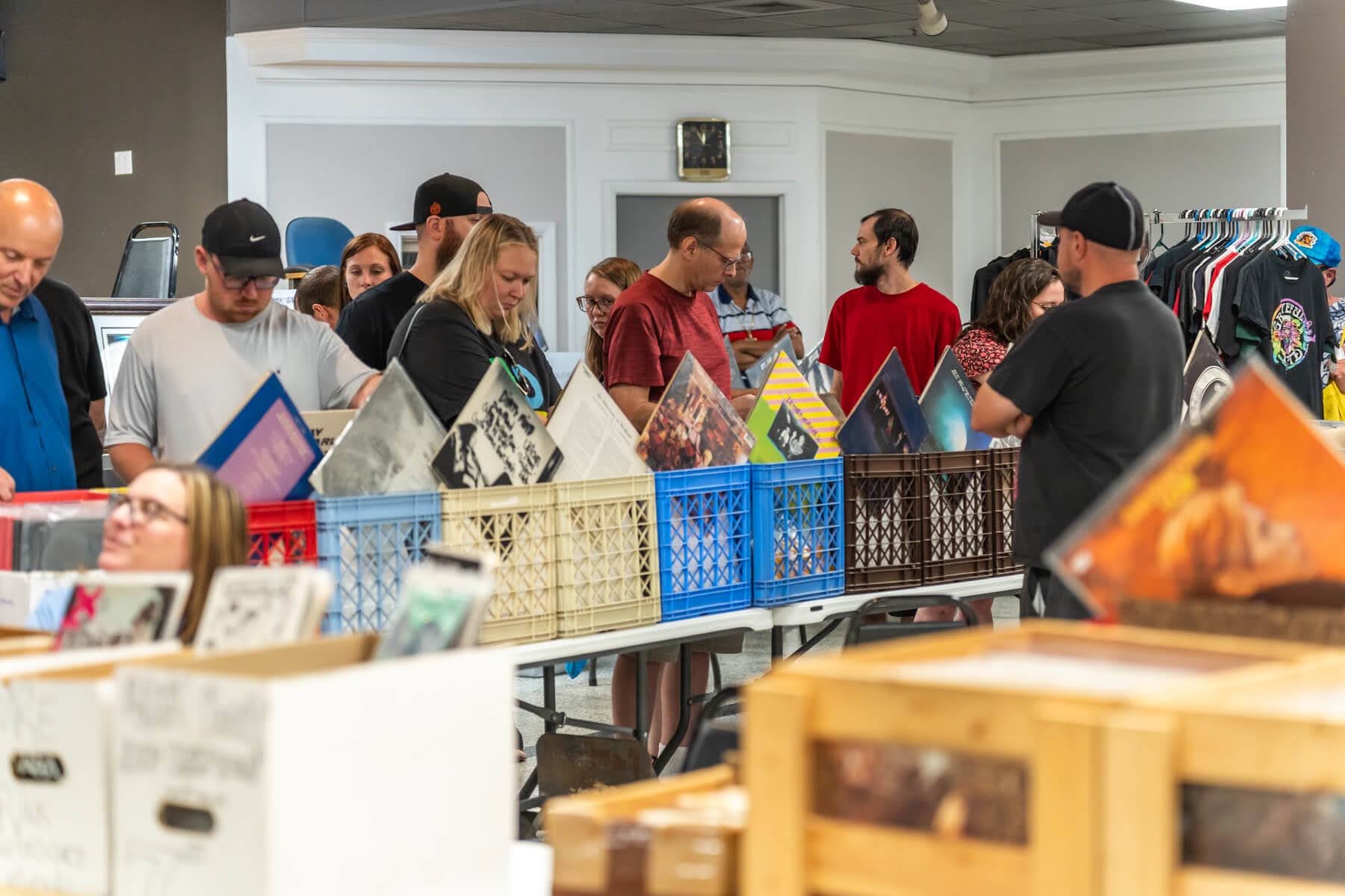 Record and CD convention thrives in Pittsburgh area